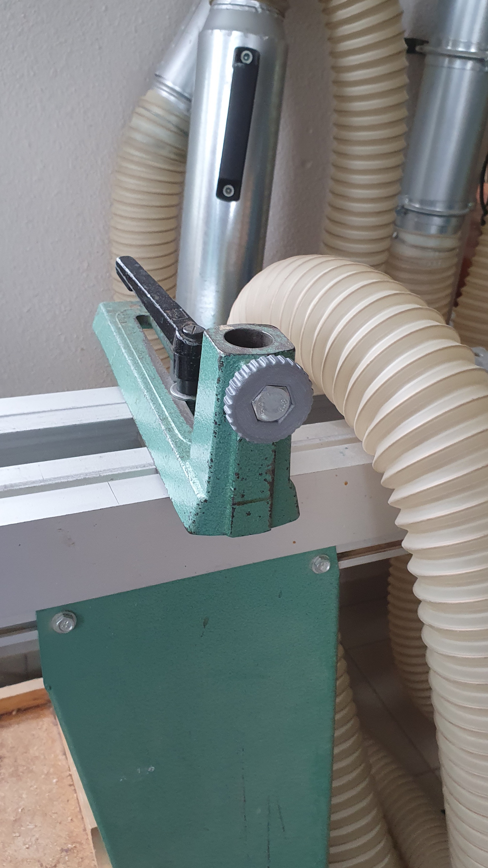 Handwheel for M12 nut "slim" by Zechimaera | Download free STL model ...