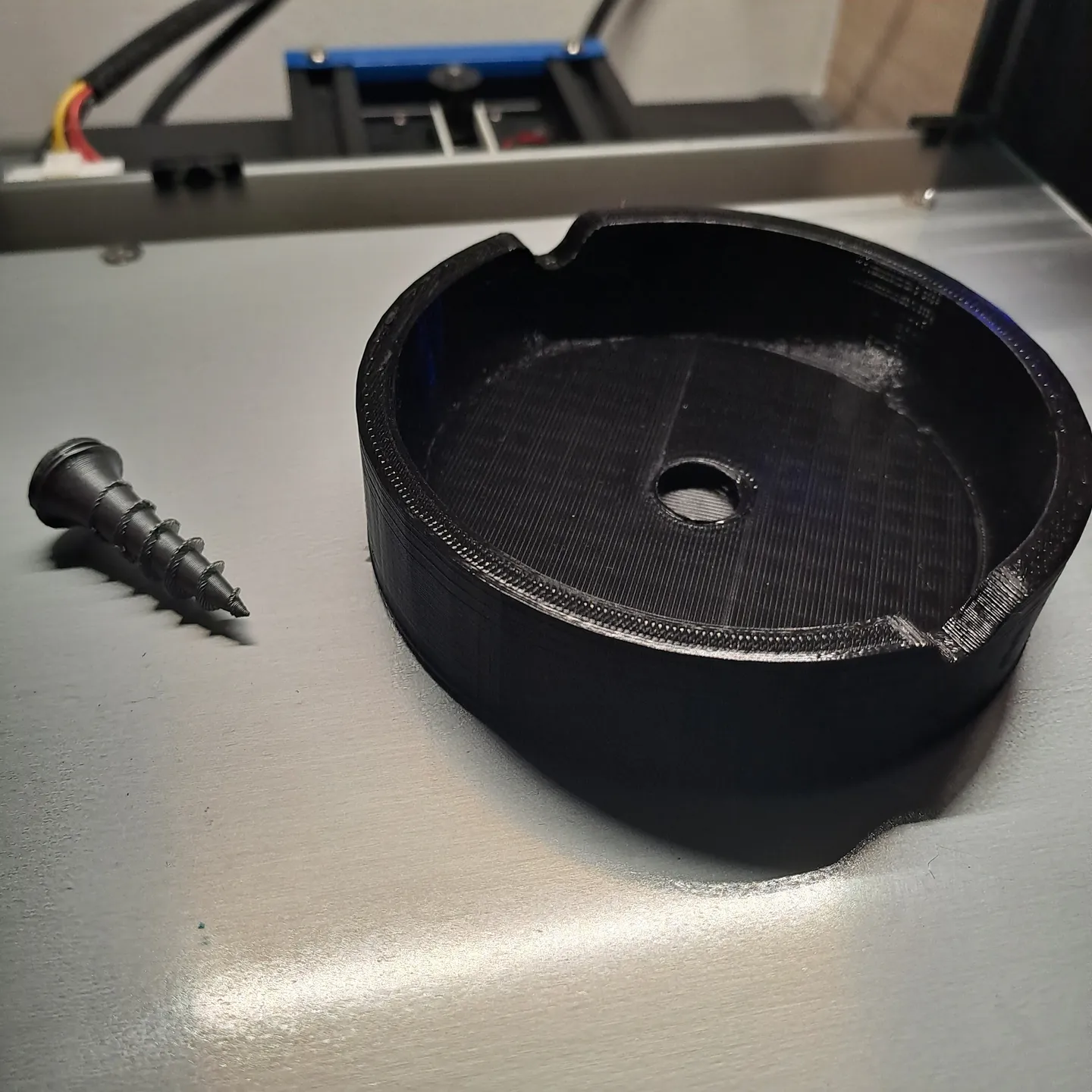 Stoner's Ashtray (screw tip) by SemiPolaron | Download free STL model ...