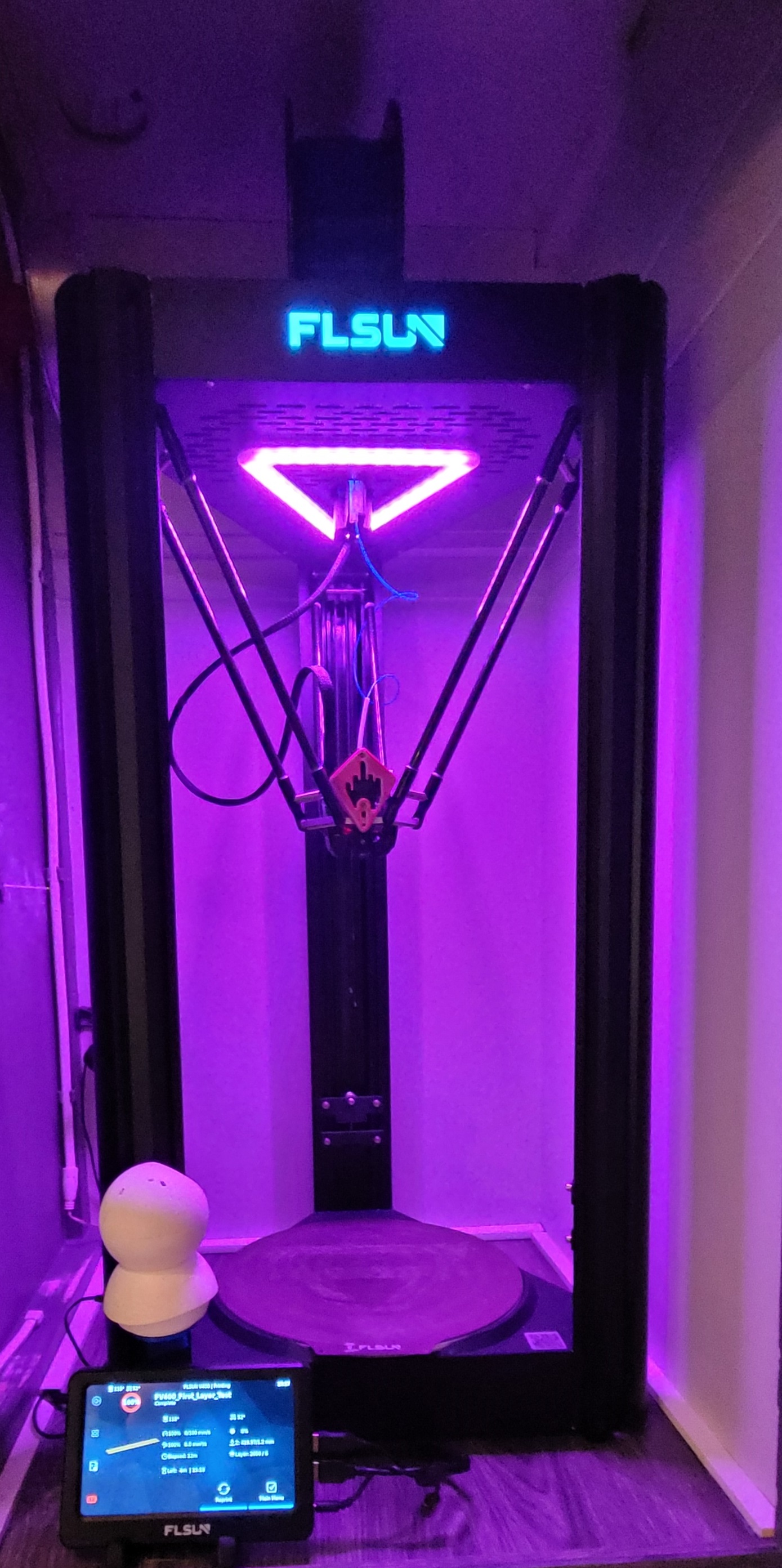 Triangle shaped Neopixel holder for Flsun v400 (Updated) by Lammenamm ...