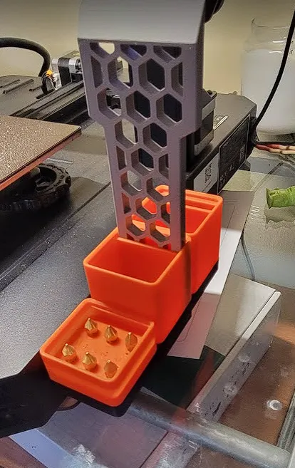 Gridfinity HexScraper Bin 1x1 by Joe Cooper | Download free STL model | Printables.com