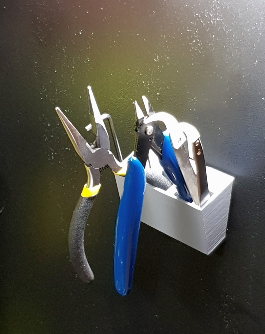 Mini Tool Holder by Yezariael | Download free STL model | Printables.com