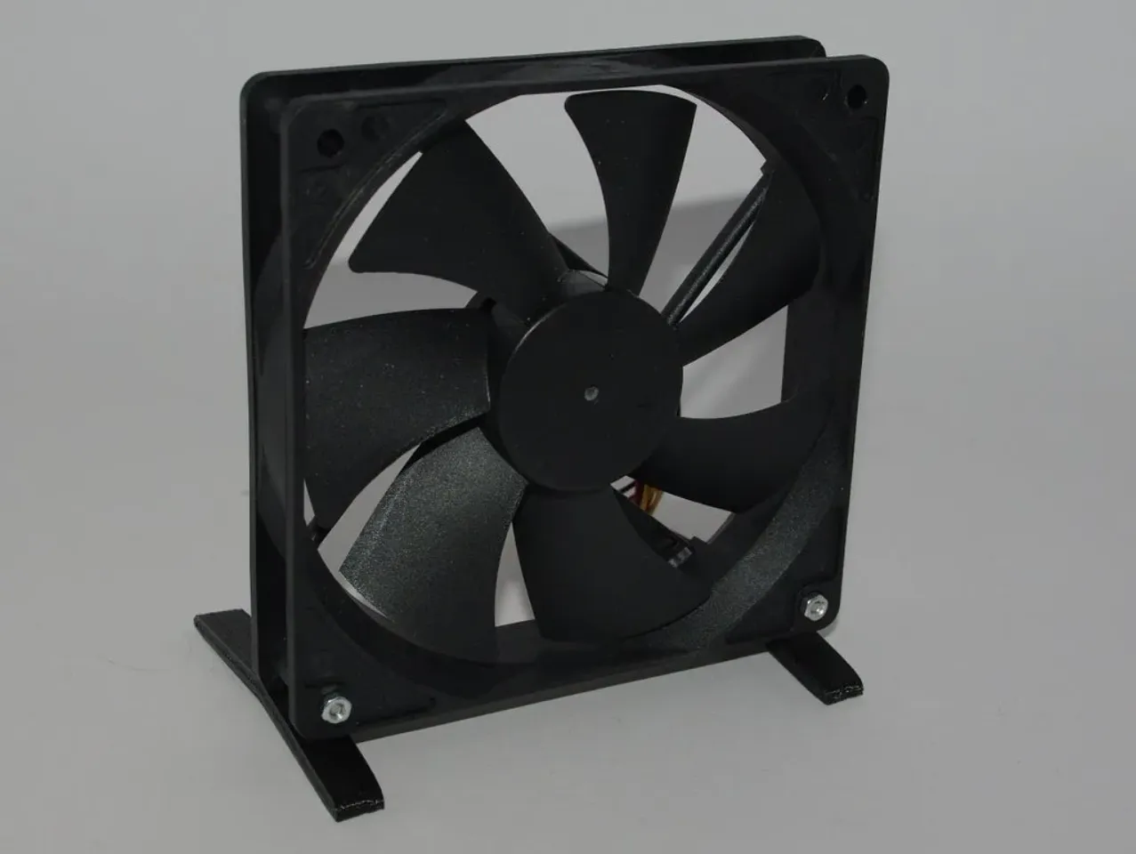 Fan Stand by ctheroux | Download free STL model | Printables.com