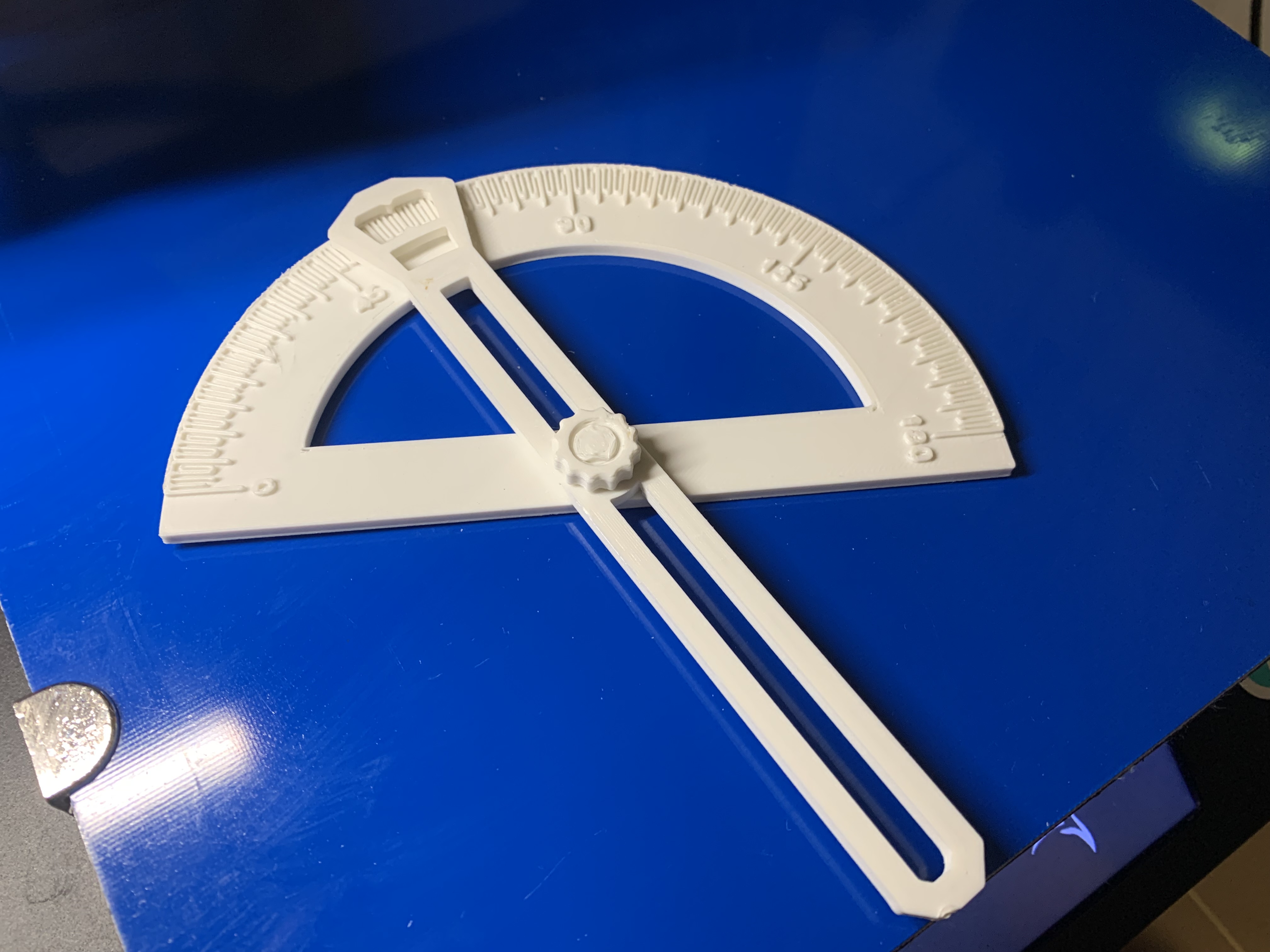 Protractor V1 by JohnMartin | Download free STL model | Printables.com