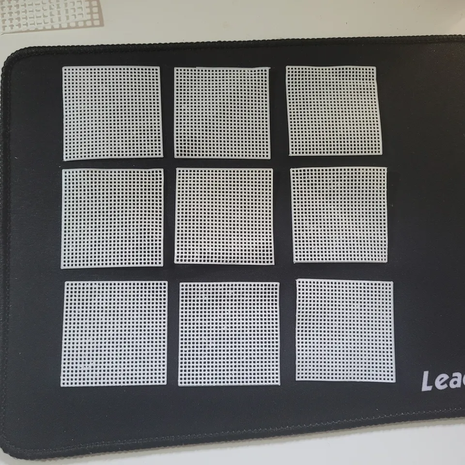 Heavy Curtain Holdbacks by Shetakesthegain | Download free STL model ...