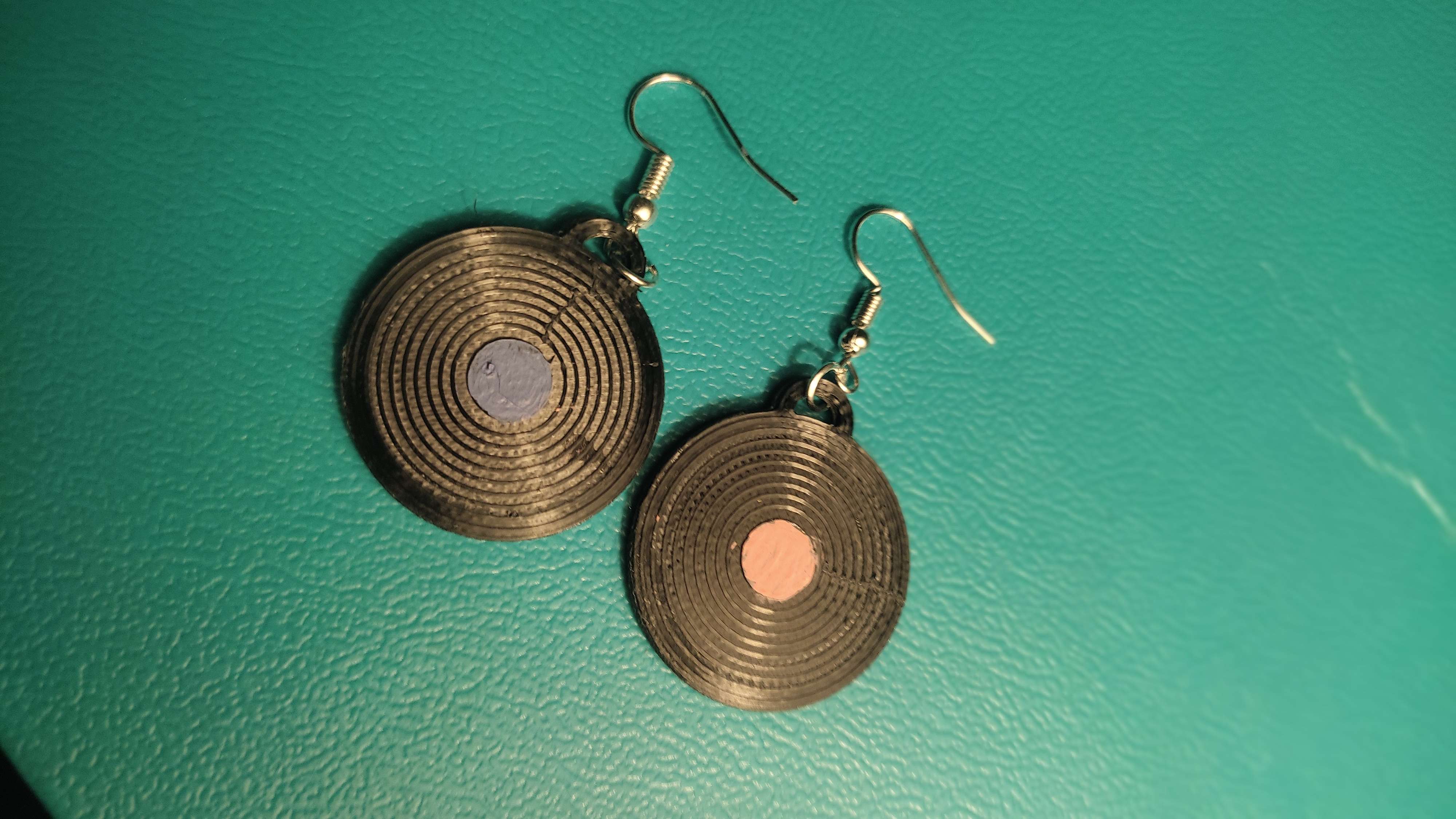 Vinyl Record earrings (for FDM) by HamSlicer | Download free STL model ...