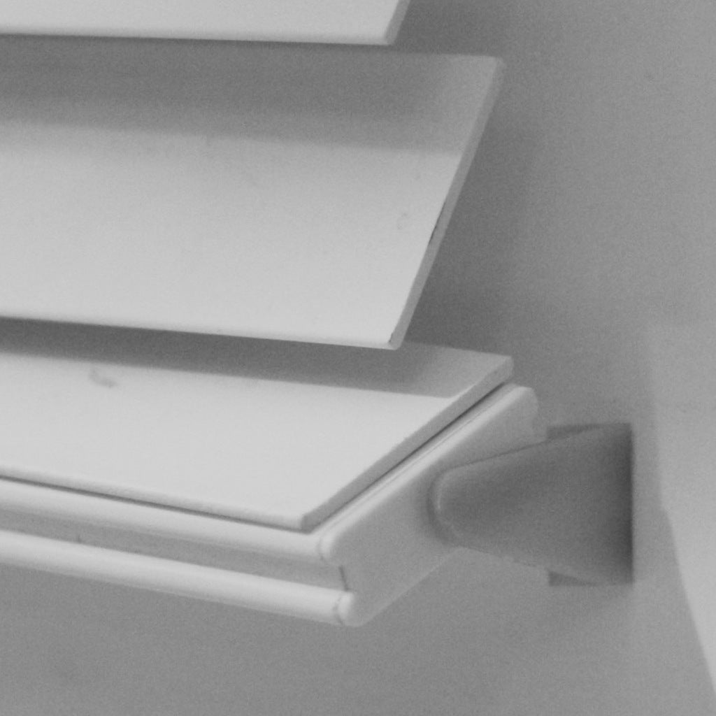 Customizable Blind Hold Down Bracket / Retainer by Nat | Download free ...