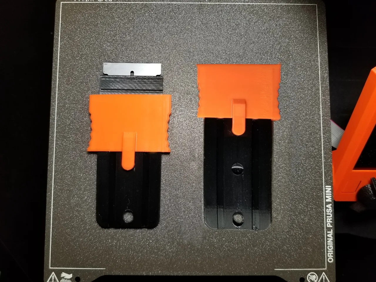 Razor Blade Scraper w/Sliding Safety Cover by Will Harry | Download ...