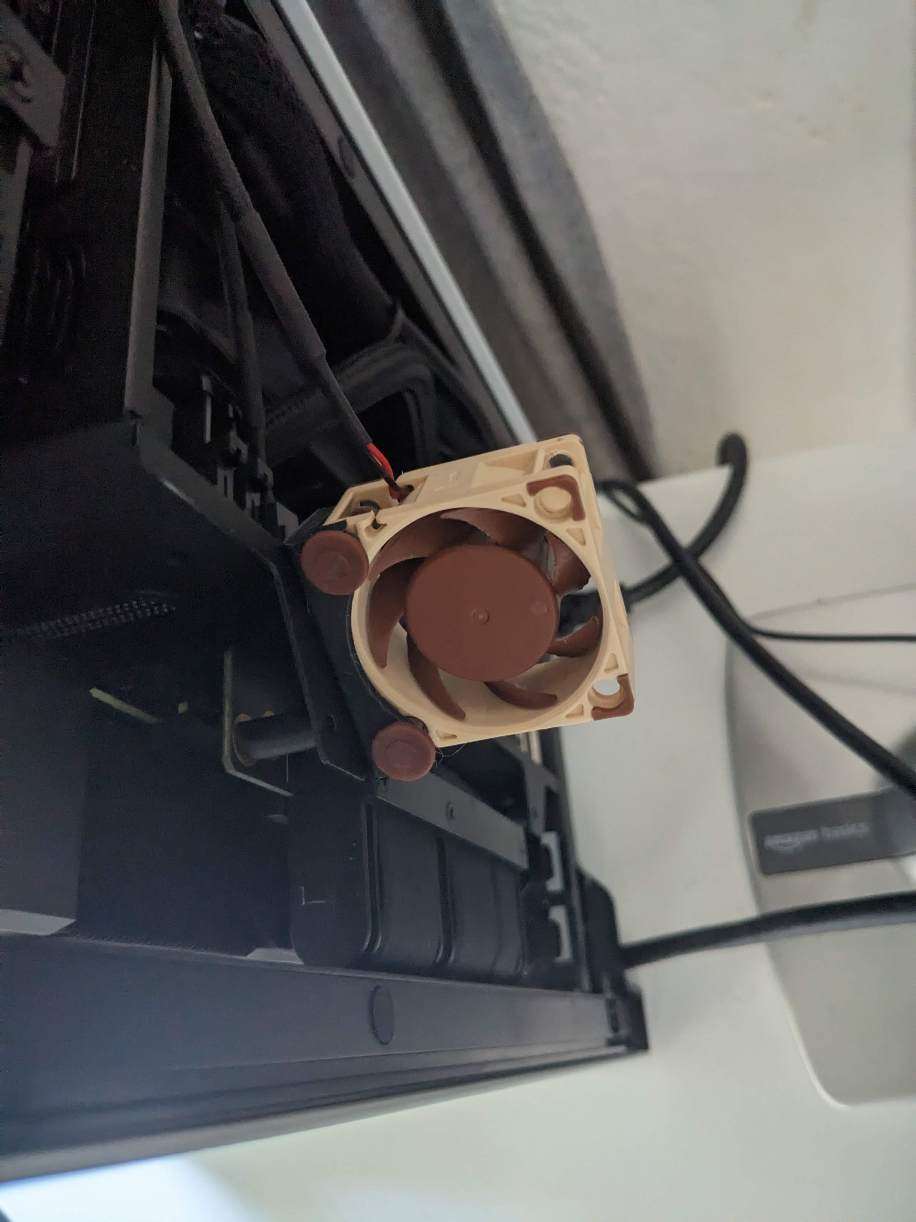 Magnetic Fan Mount for Noctua 40 x 40 mm Fan 90 degree angle by Mini ...