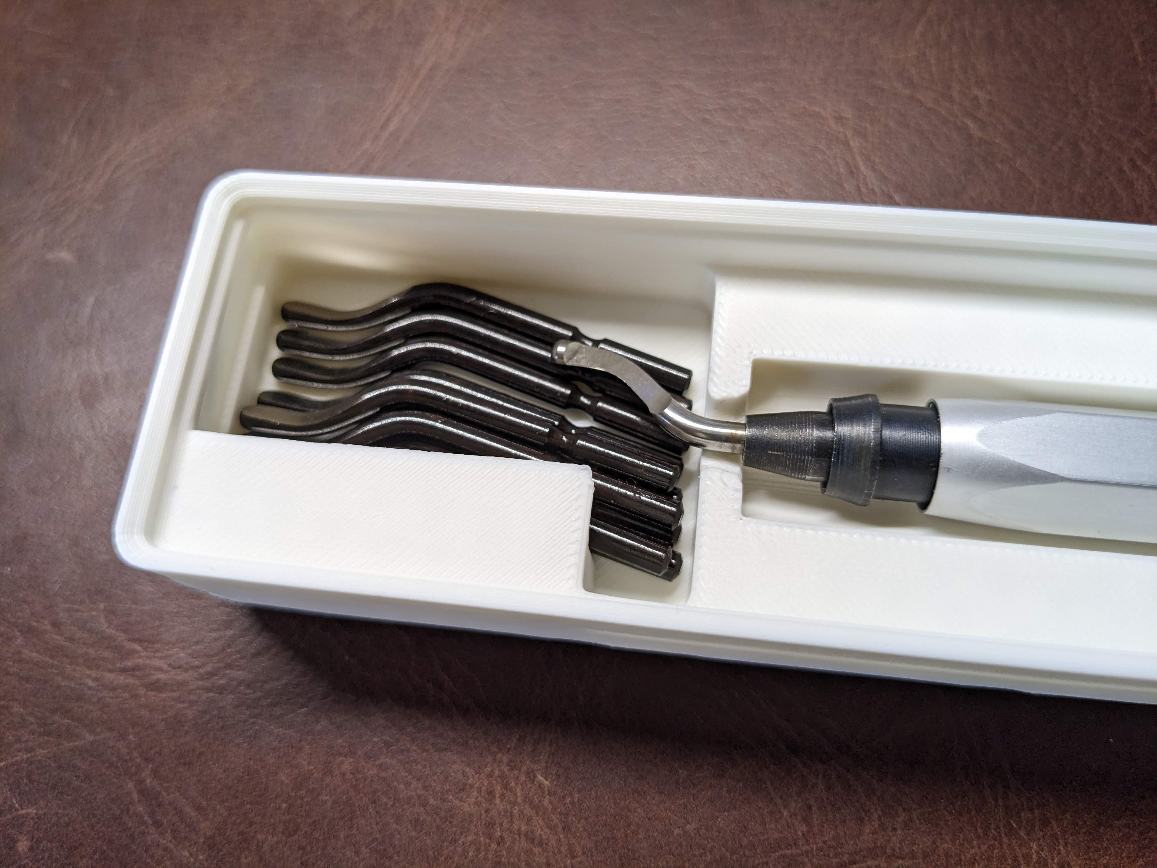 Gridfinity Deburring Tool Holder w/ Low Profile Blade Storage par Yoni | Téléchargez ...