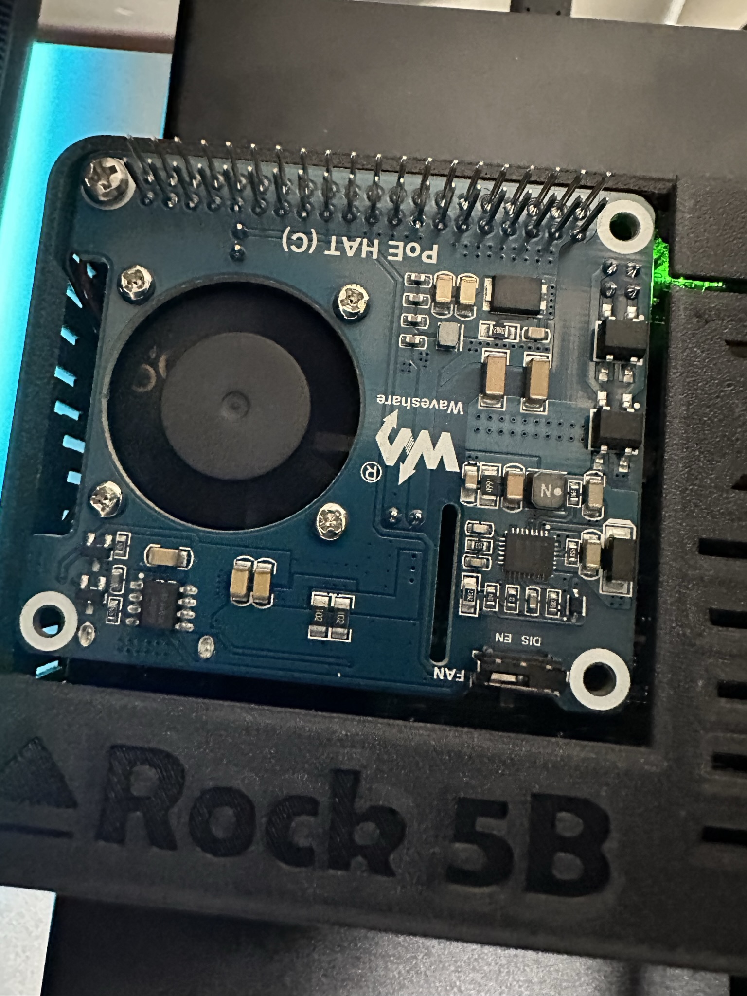 Rock 5B top with cutout for PoE hat by Melbo | Download free STL model ...