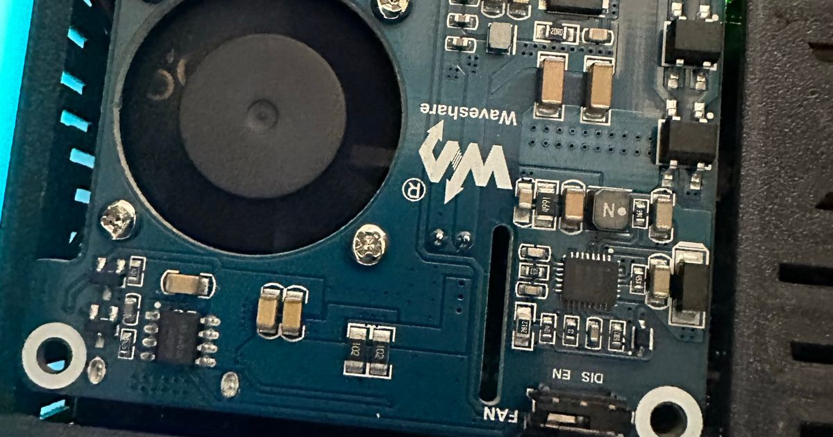 Rock 5B top with cutout for PoE hat by Melbo | Download free STL model ...