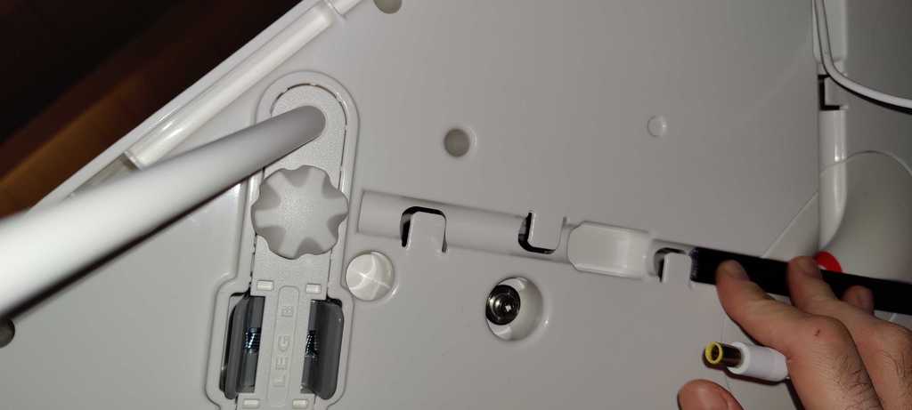 Snoo Cable Manager by blast_hardcheese | Download free STL model ...