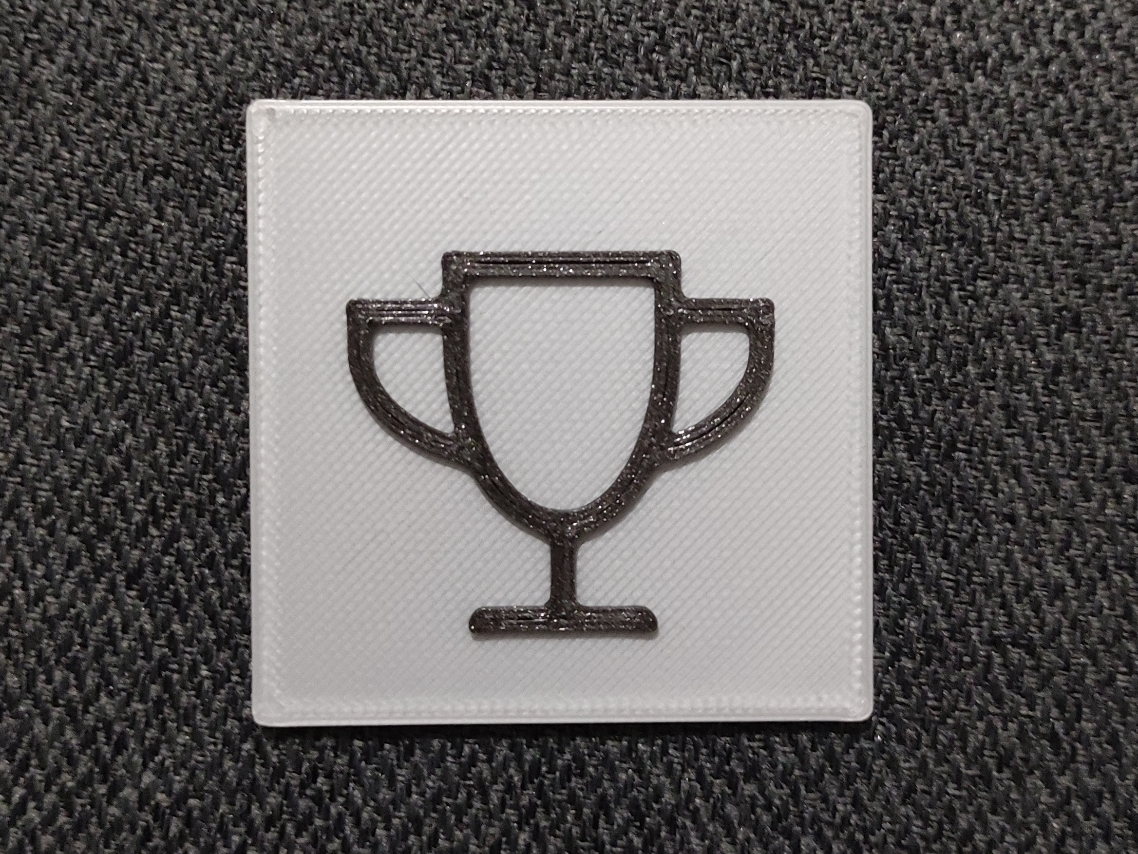 "Small Prize at our Discretion" Badge por Martin Rigatoni | Descargar ...