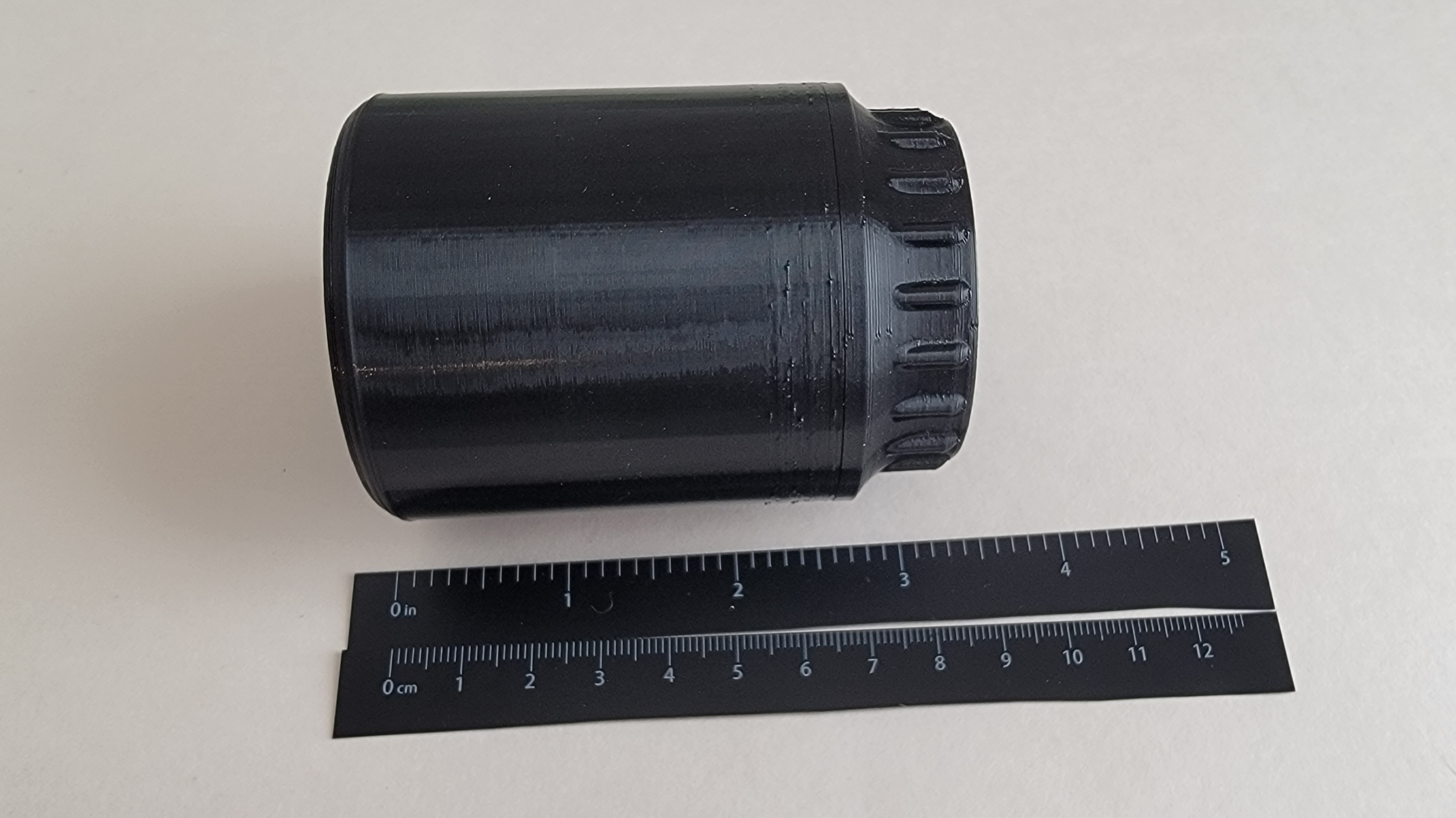 Round Threaded Storage Container by McTech3D | Download free STL model ...