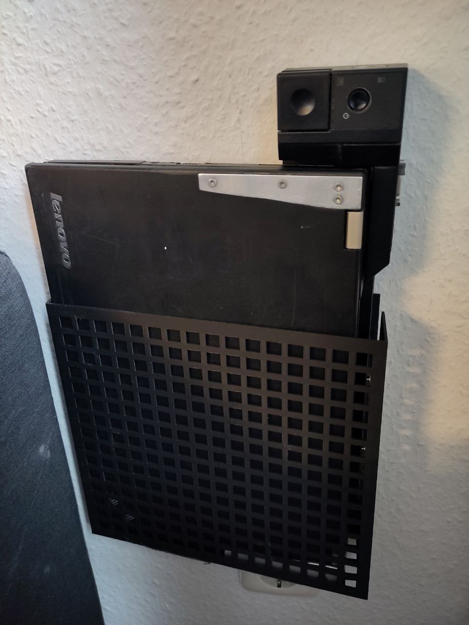 Lenovo T430 with Dock wall mount by Sebi | Download free STL model ...