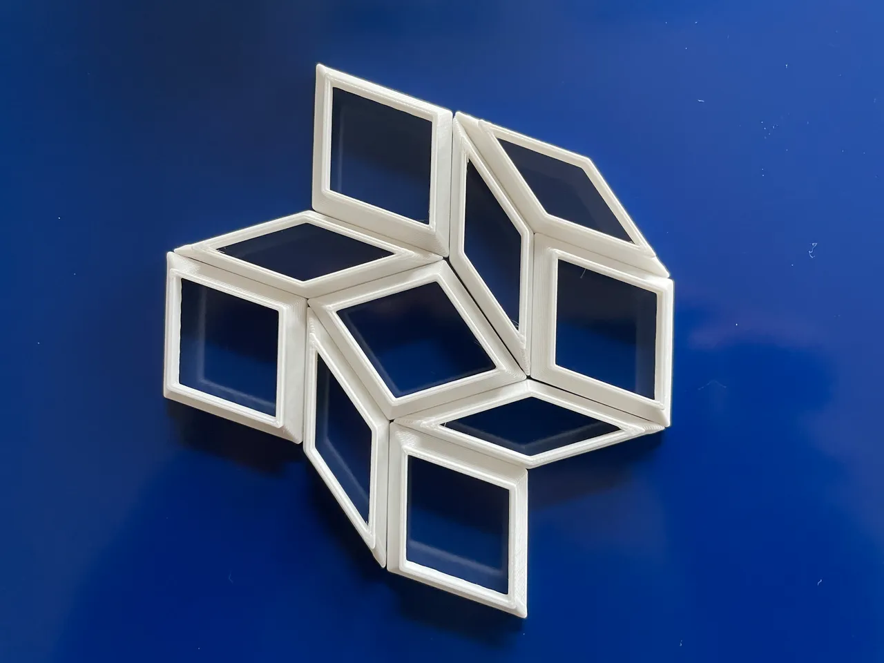 Penrose tiles by Aryser | Download free STL model | Printables.com