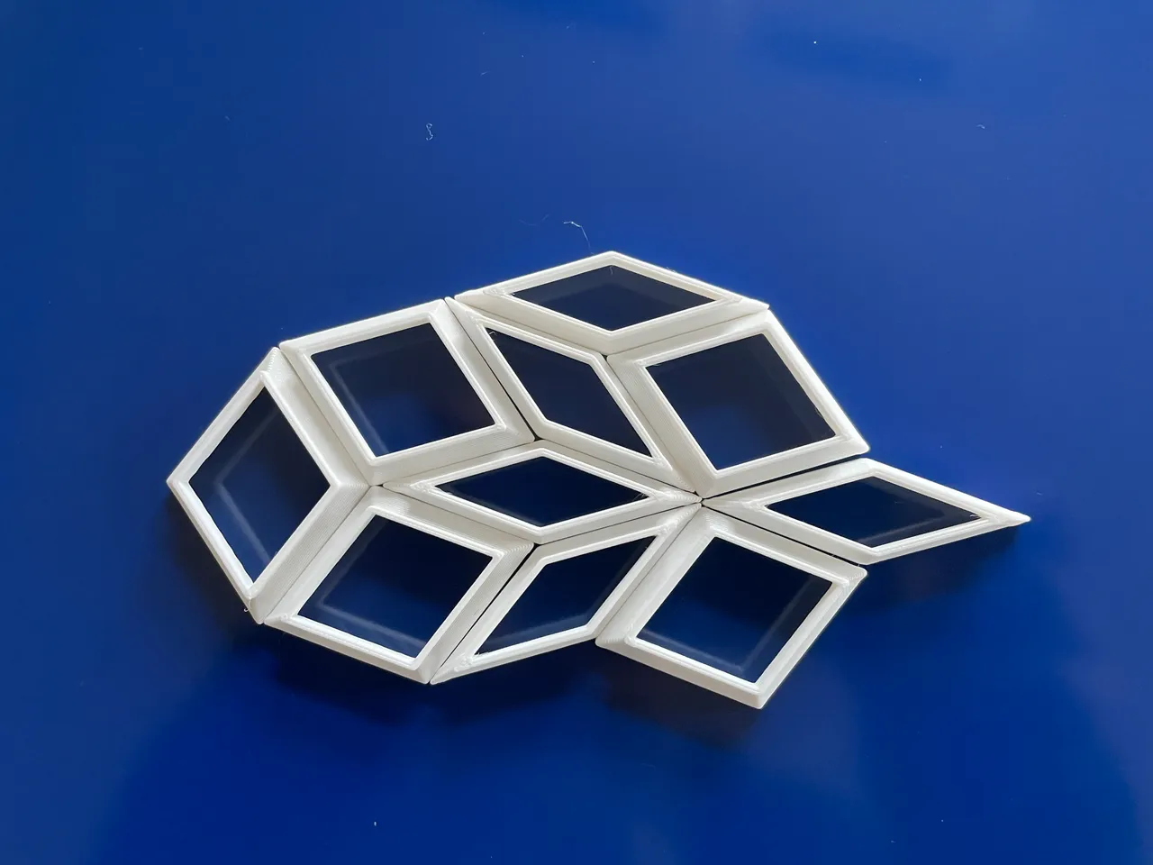 Penrose tiles by Aryser | Download free STL model | Printables.com