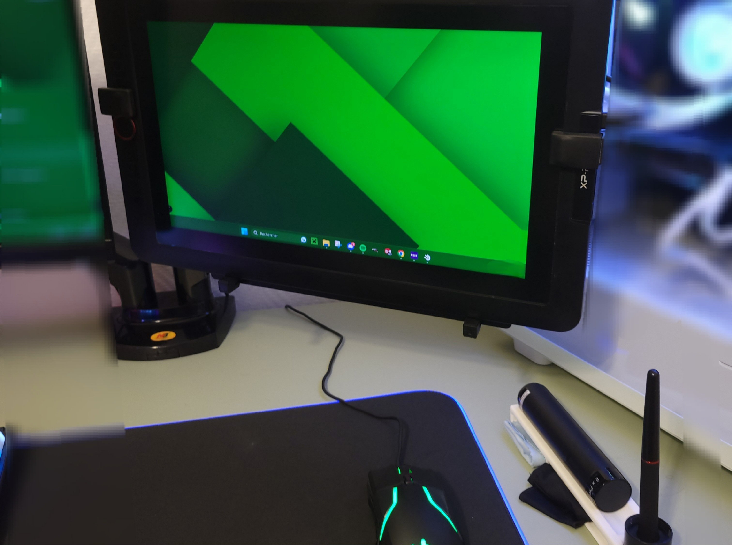 XP-Pen 15.6 Pro Graphics Tablet Holder por Esteban CHARDONNET ...