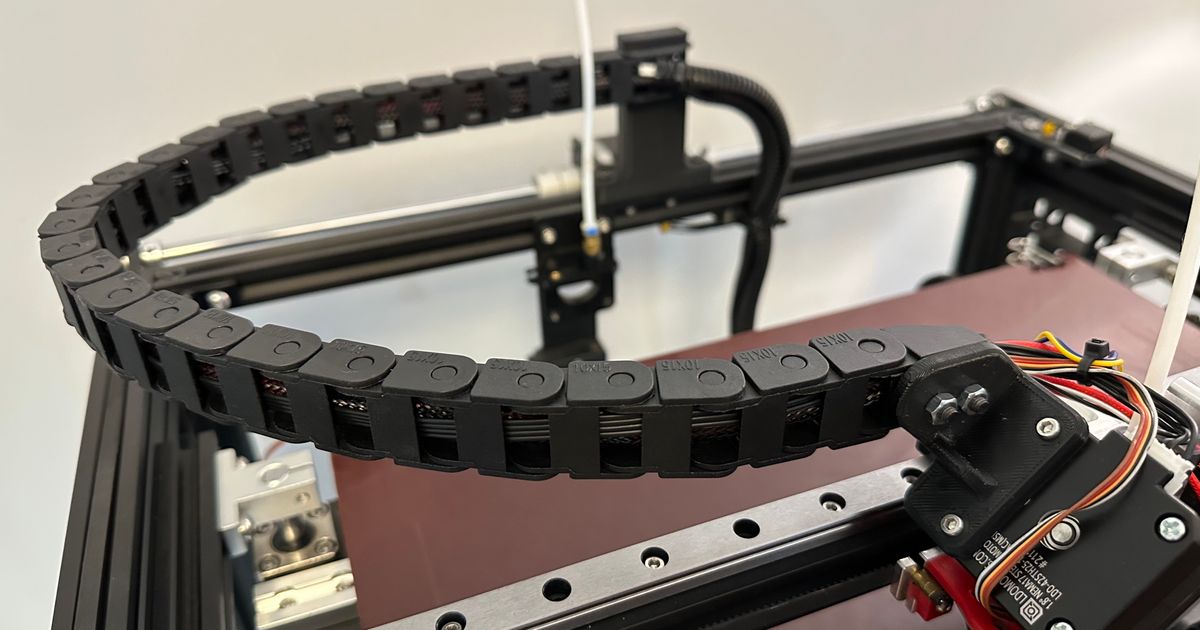 Ender 5 plus with MicroSwiss NG cable chain por Jason H | Descargar ...