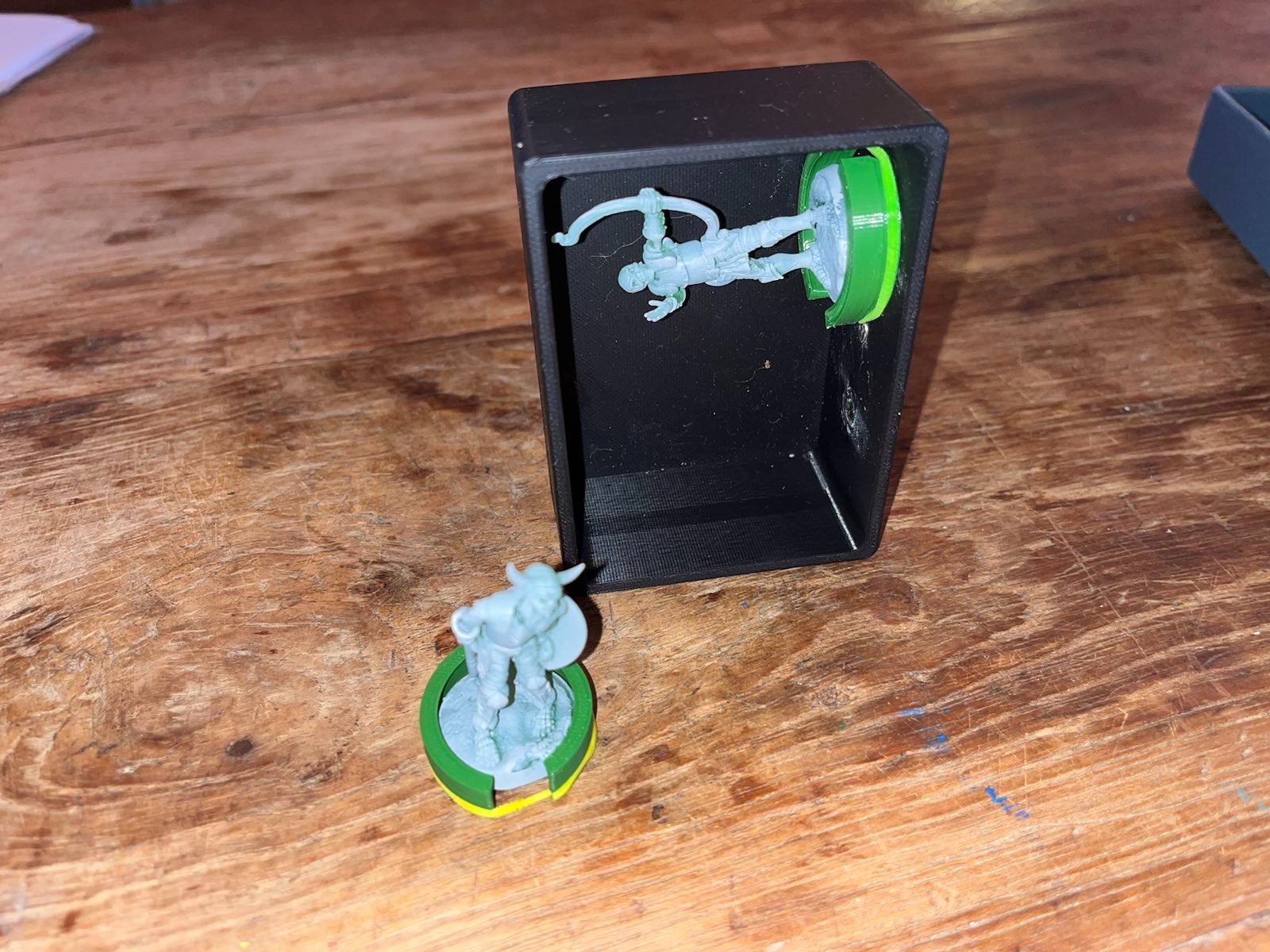 Dice and miniature vault by Feday | Download free STL model ...