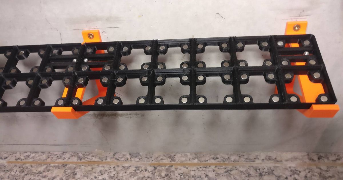 Tilted wall mount for Gridfinity base by AMacG | Download free STL ...