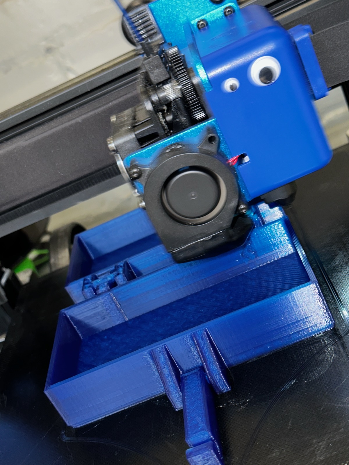 Print In Place Box by LocallyPrint3D | Download free STL model ...