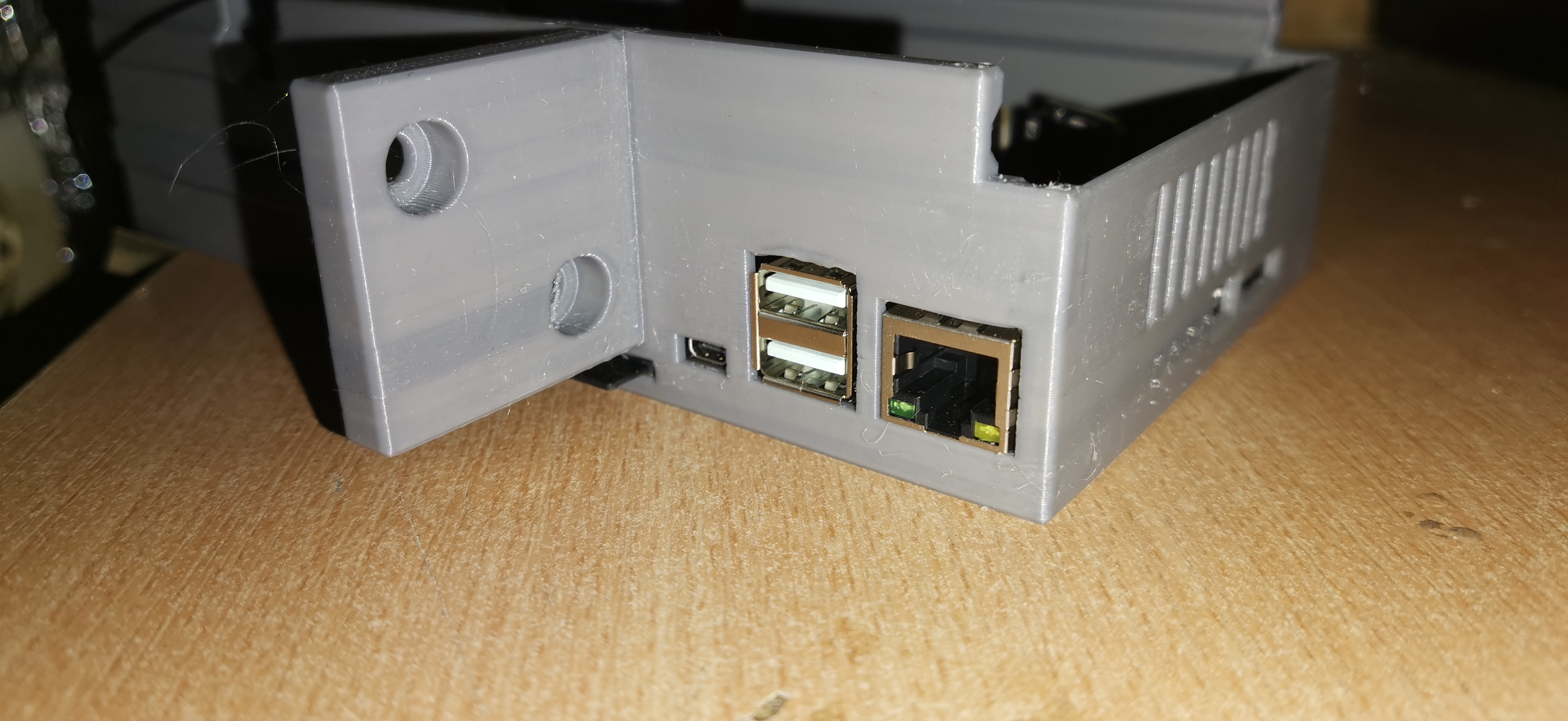 Ender 3 and Ender 3 V2 front case for BTT Manta E3 EZ. Ender 3 V2 front ...