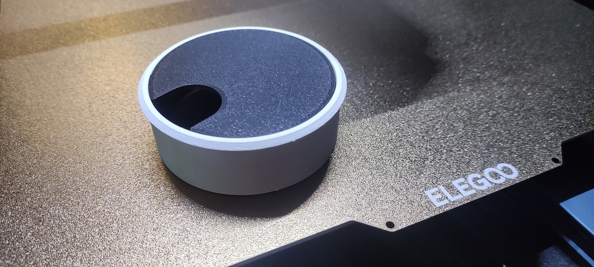 Desk Cable Grommet and Plain Insert (for 76mm hole) by keebs | Download ...