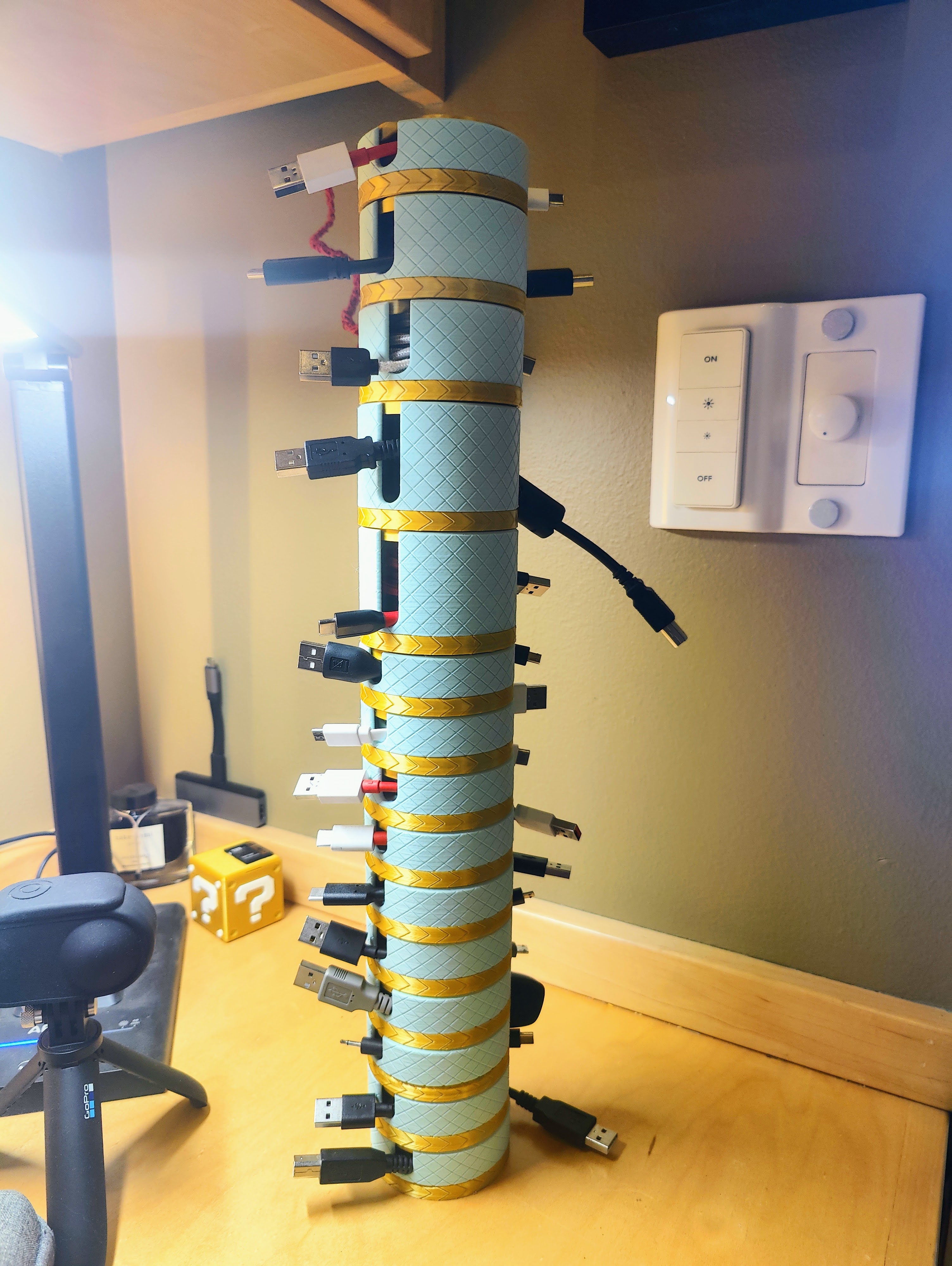 Stackable Cable/Cord Winder Organizer by Joshed | Download free STL ...