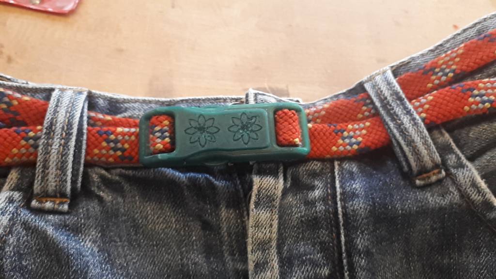 Multiple belts from downcycled climbing rope by Blueberry | Download ...