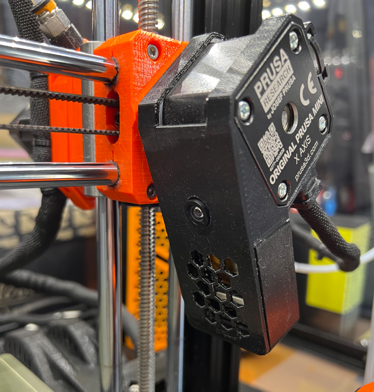 ESP32-CAM Mount for Prusa MINI (X-Axis stepper motor) par Gianluca Bigagli | Téléchargez ...