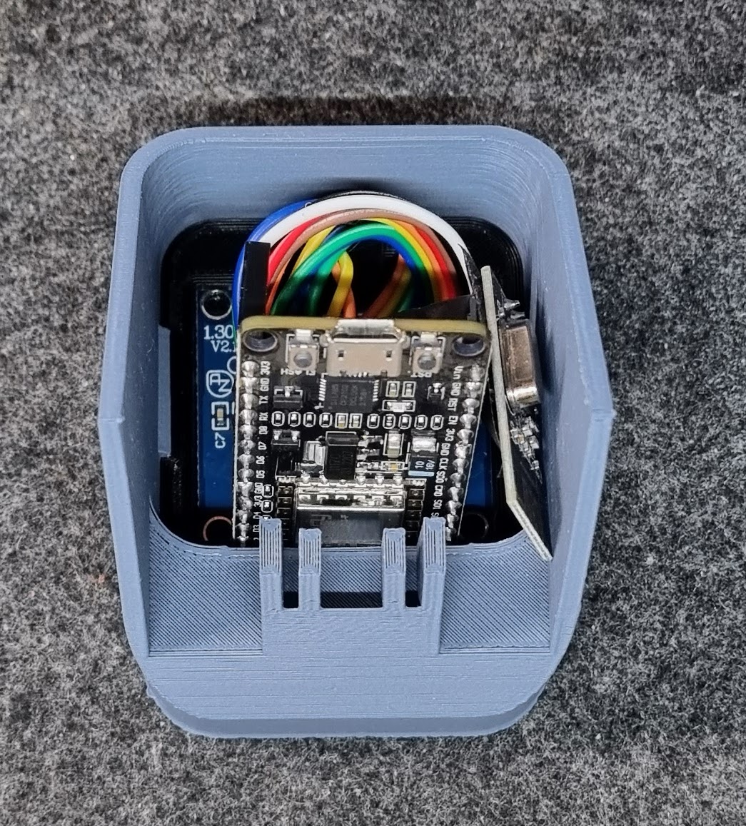 Terminal for SSD1106 1.3'' OLED and NodeMCU v3 ESP8266, without ...