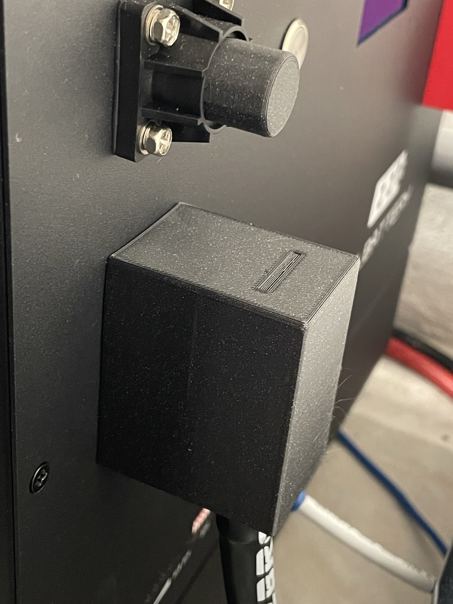 EEL Battery Case Polschutz/pole protection by Lord Nibbler | Download ...