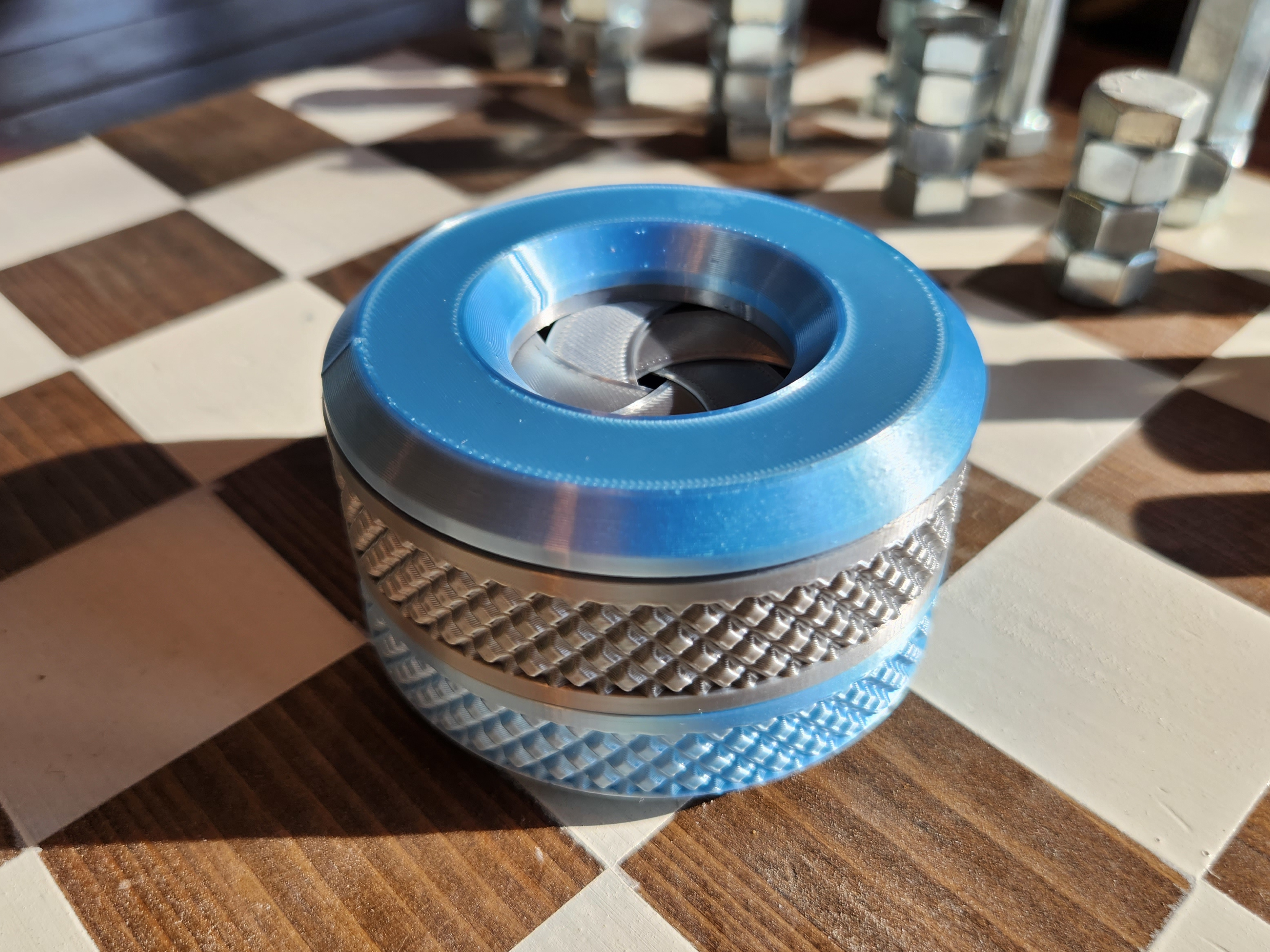 Irising Door Dice Holder (Updated) autorstwa squinn | Pobierz darmowy ...