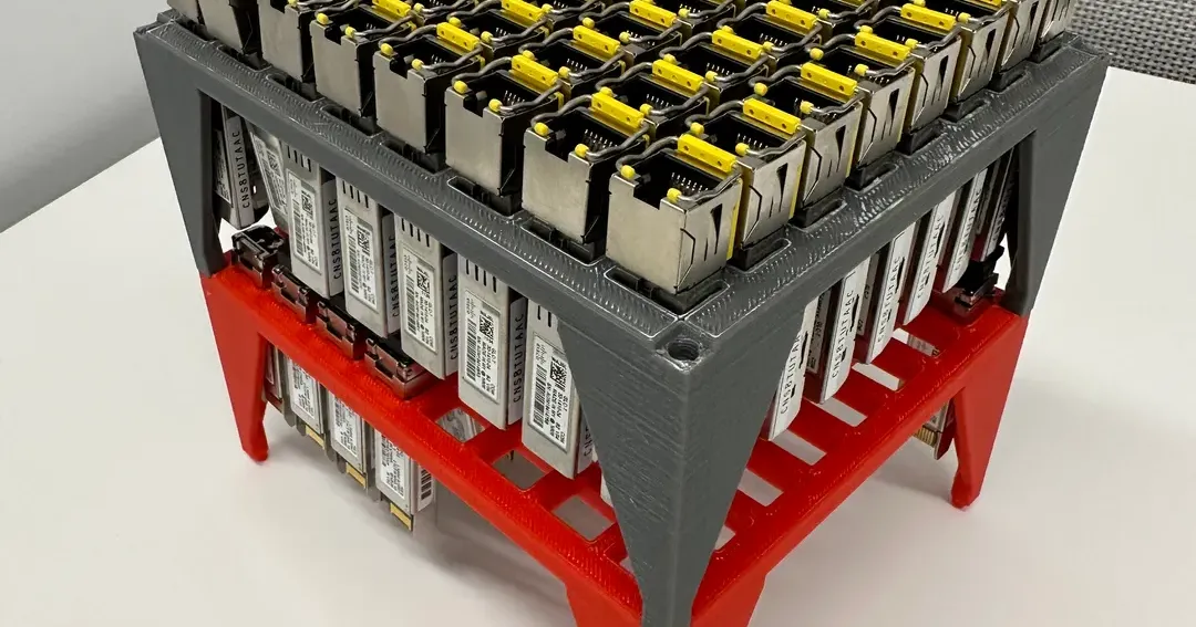 Stackable SFP holder by Frostbyte3D | Download free STL model ...