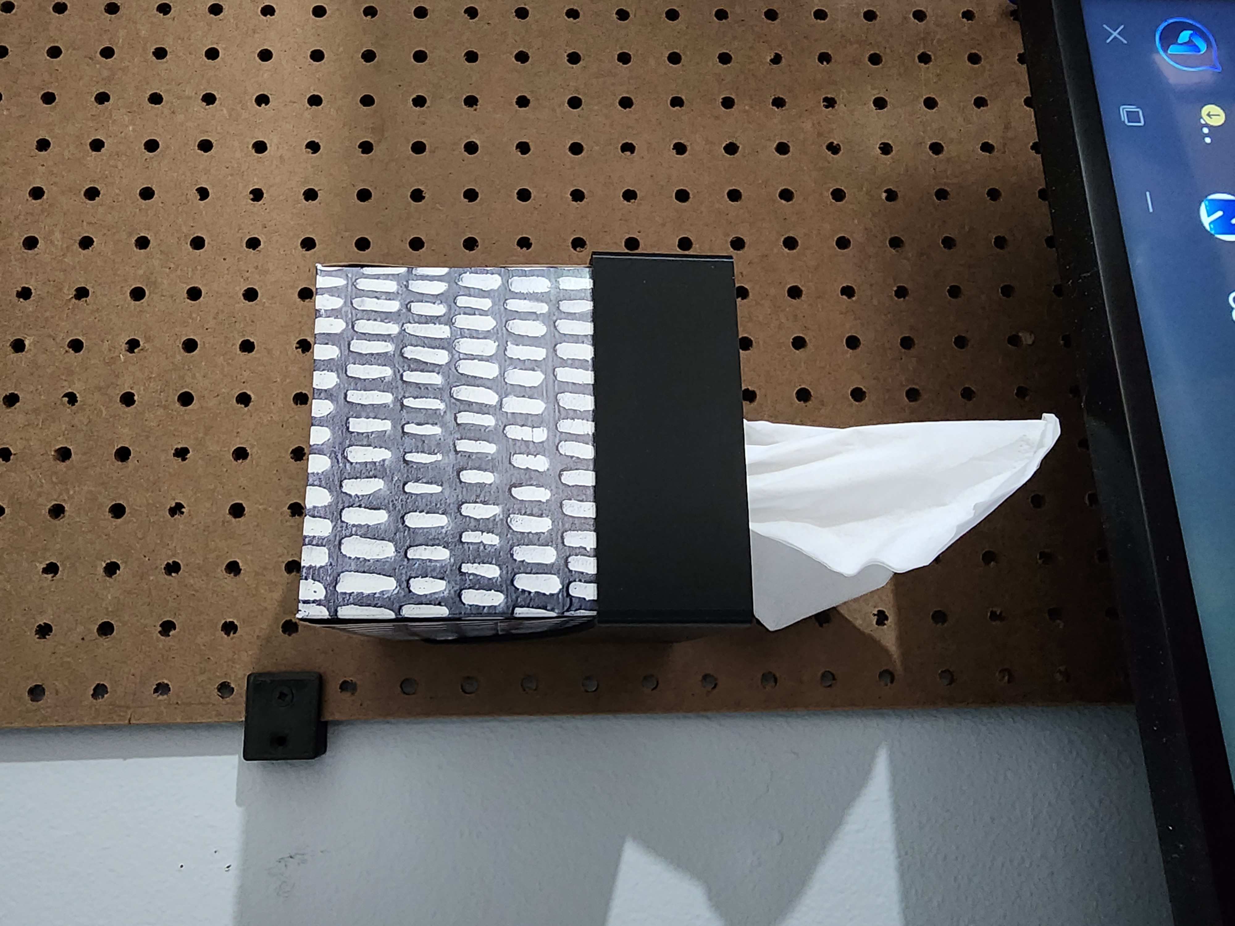 MegaMount Tissue Box Wall Hanger by NetApex | Download free STL model ...