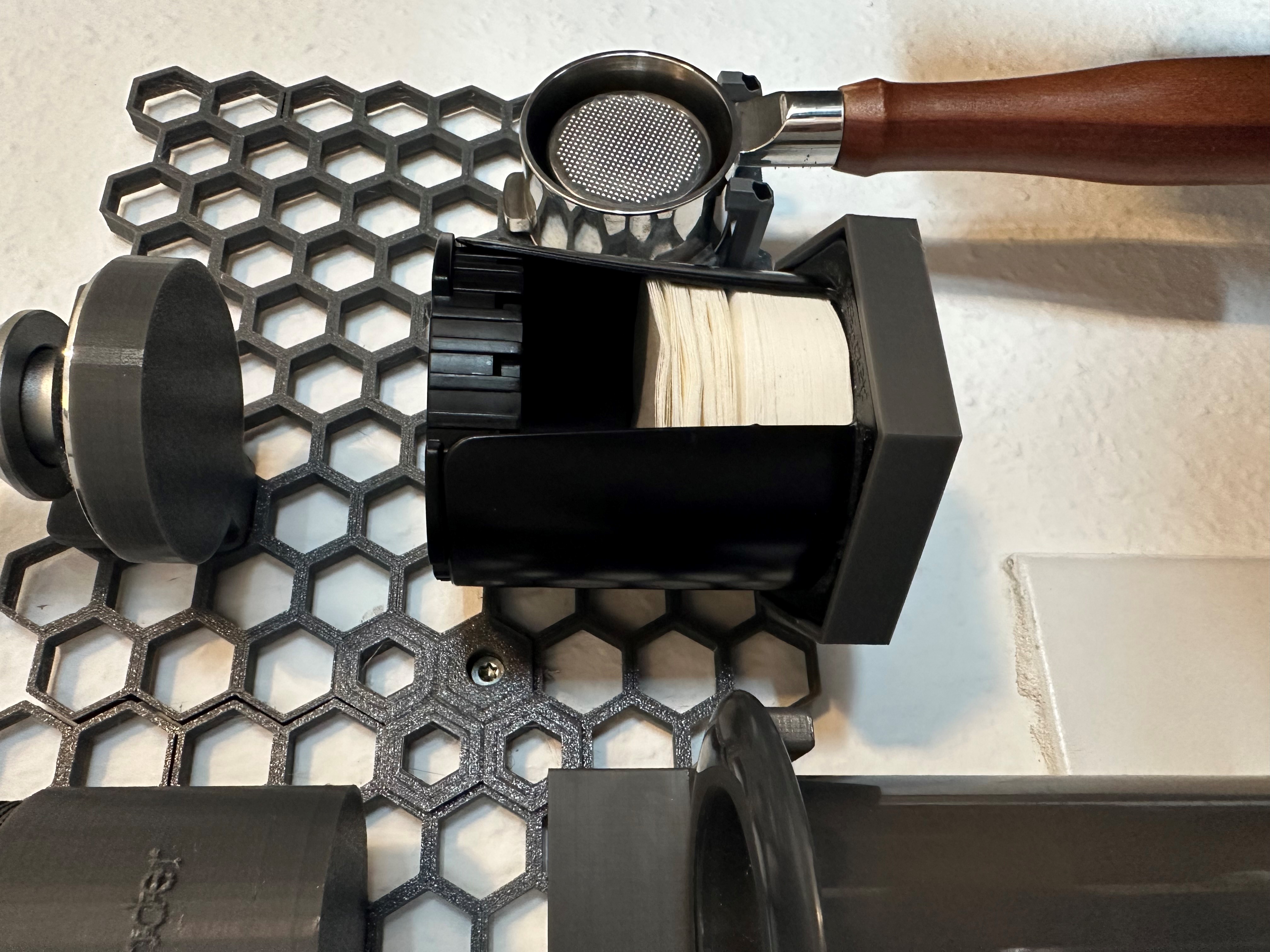 Aeropress Filter Holder Honeycomb by Jojojo | Download free STL model ...