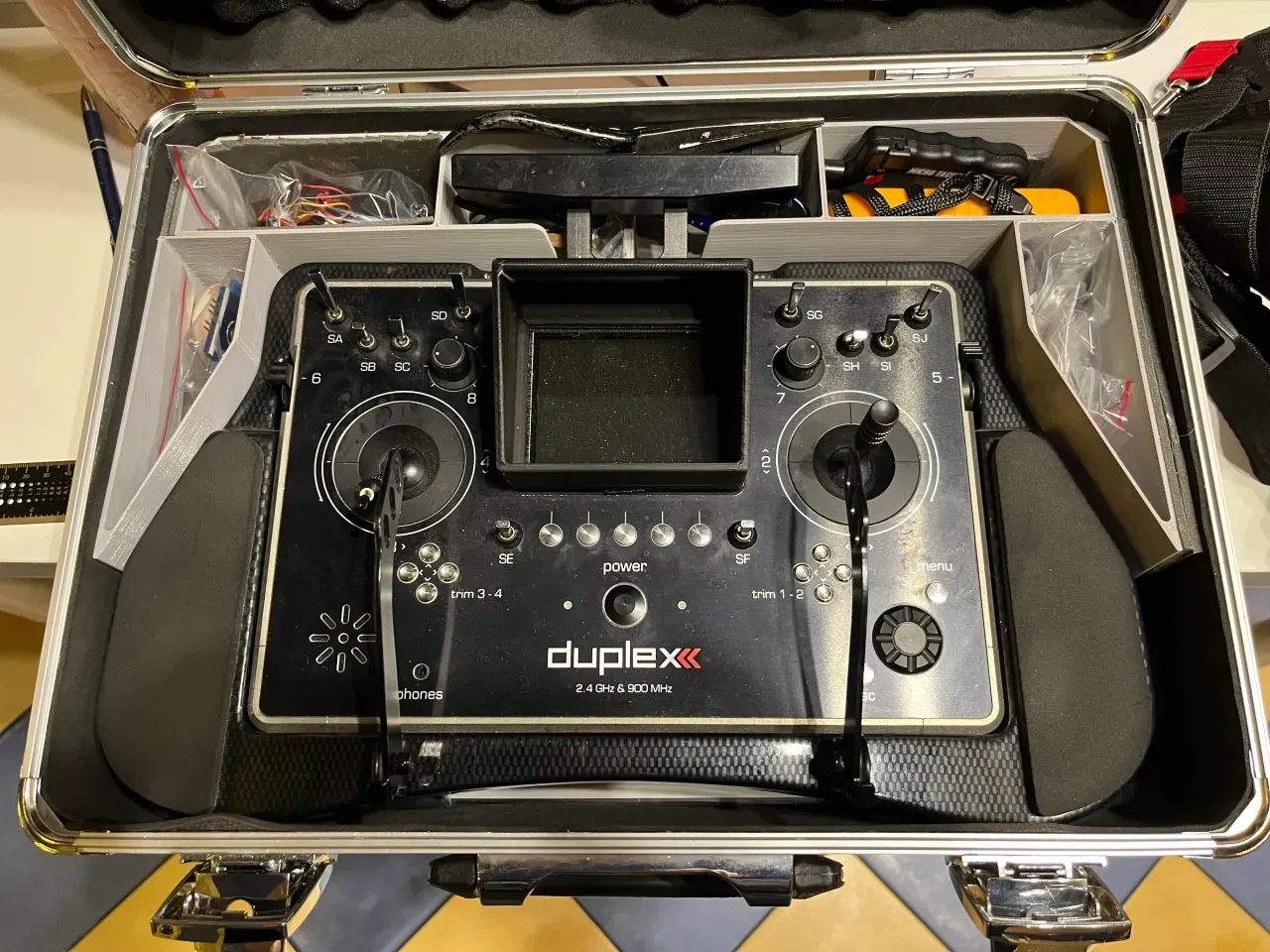 Inserts for Jeti DC suitcase by Kulfon250 | Download free STL model ...