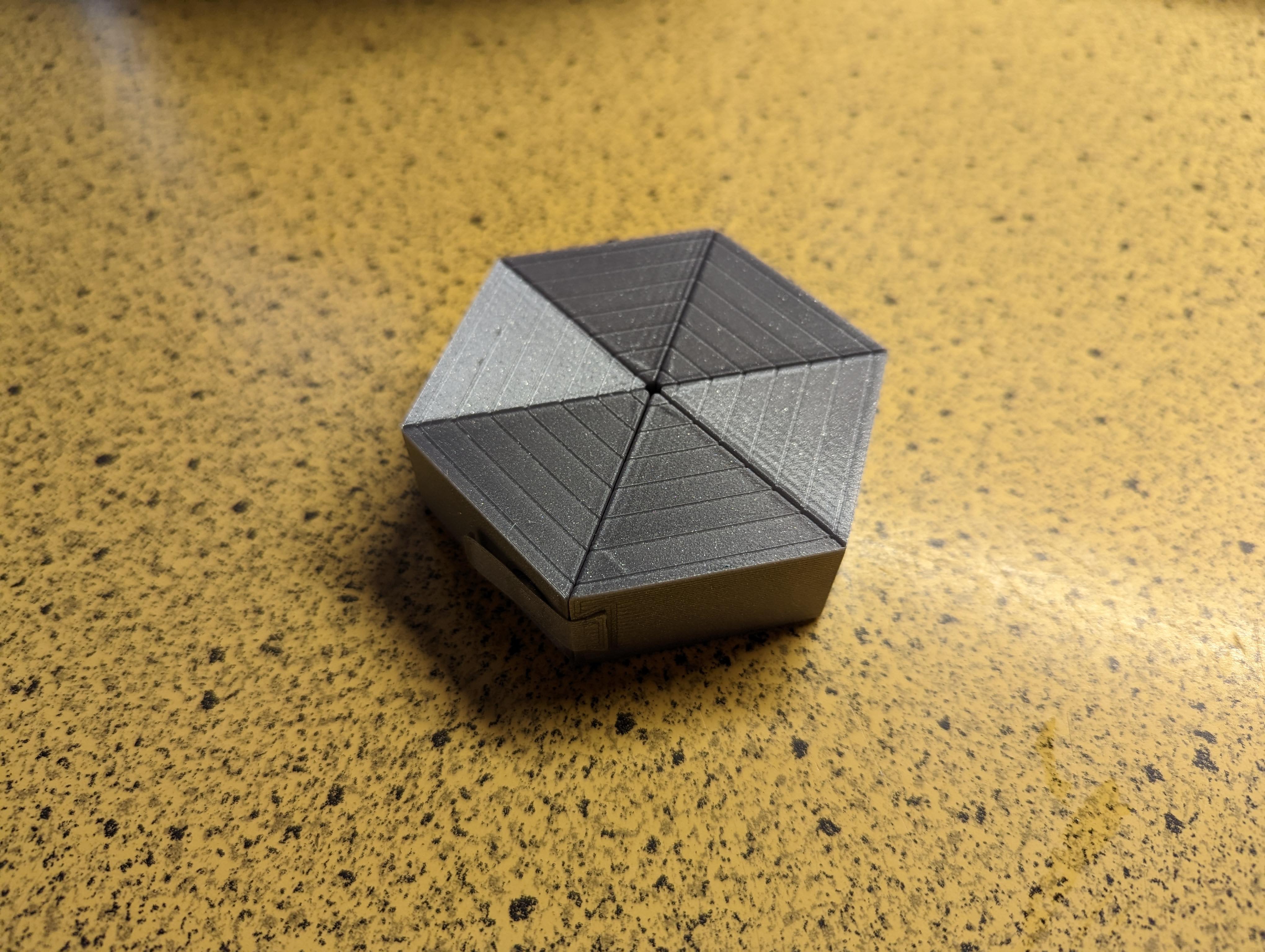 Roll-up Hex Dice Box without hinges! by Jamehz | Download free STL ...