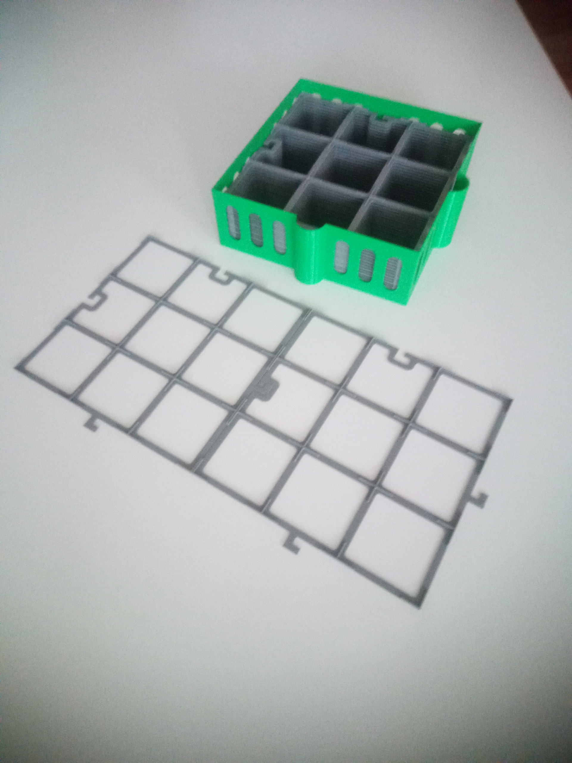 Karak/Carcassonne tile grid box by vhotspur | Download free STL model ...