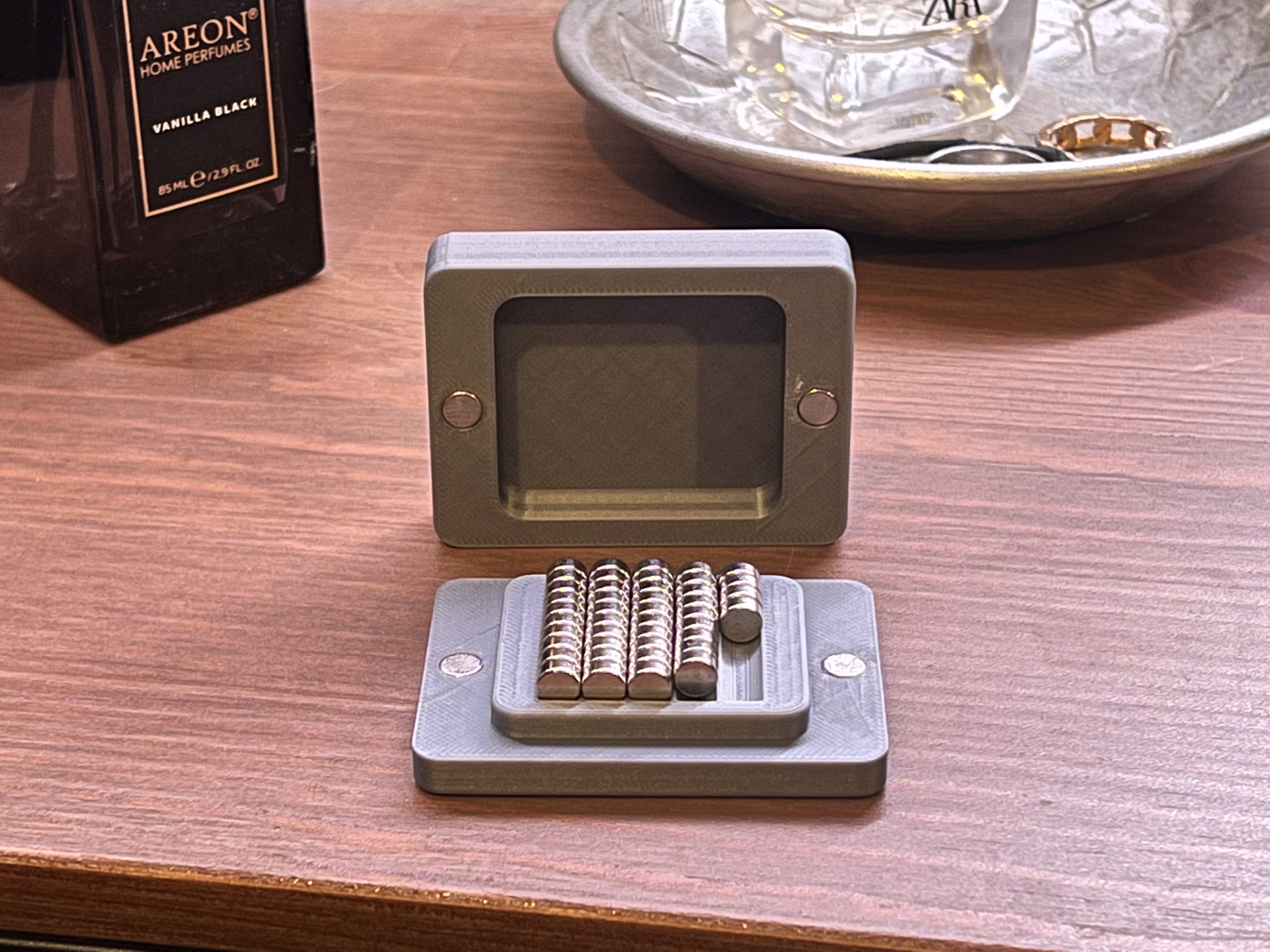 6x3 mm Magnet Storage Box by Einstakur | Download free STL model ...