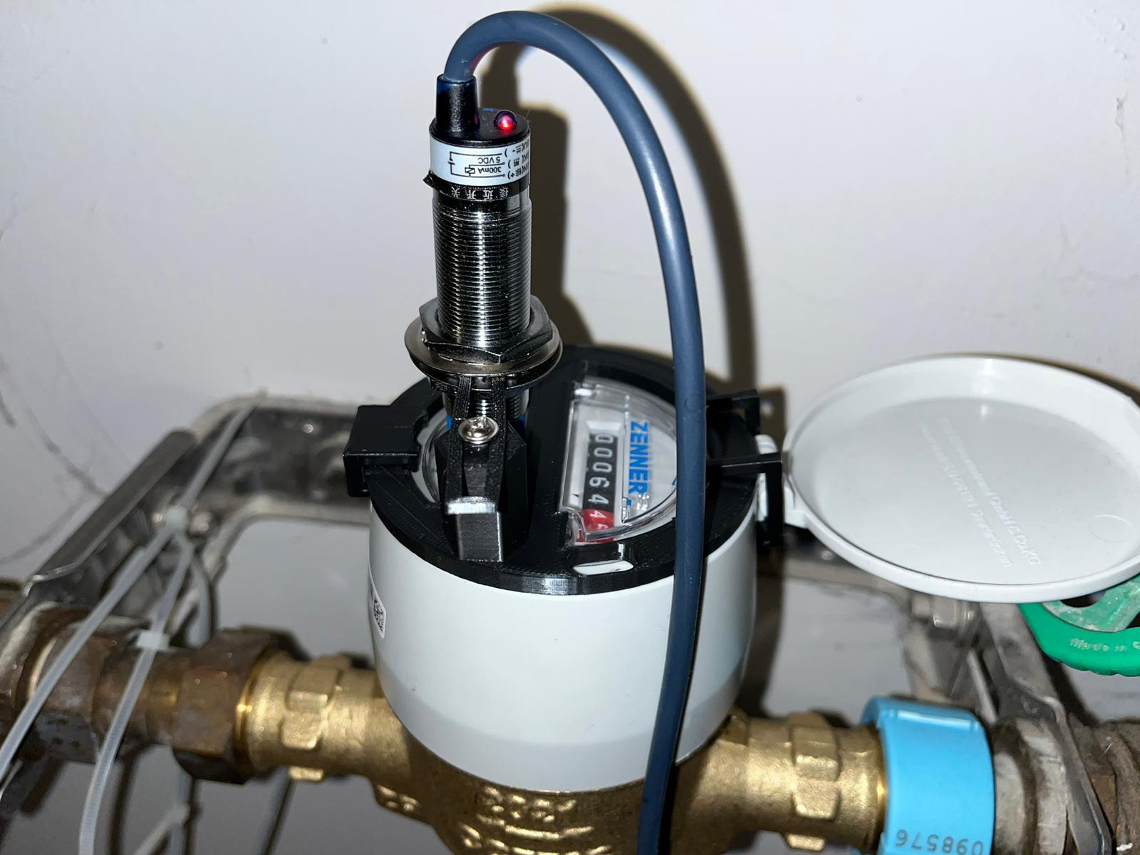 Zenner RTKD water meter proximity adapter by Laurens Stötzel | Download ...