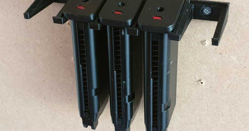 Glock Magazine Wall Holder by Kenny "XDr4g0nX" Verhoeven | Download ...