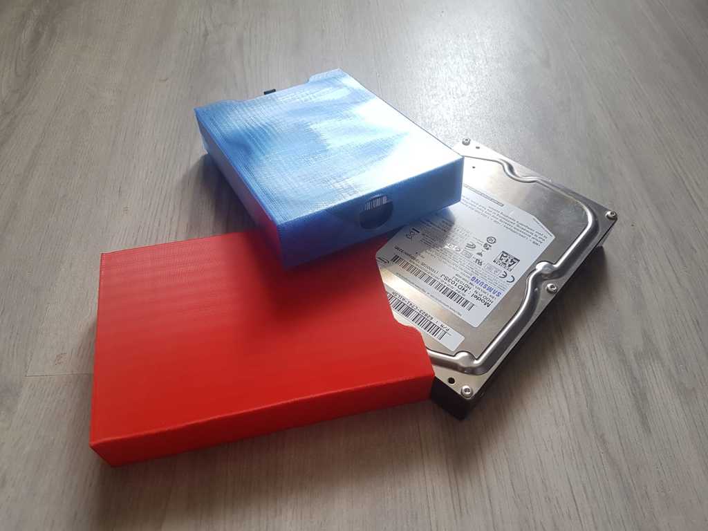 Hard Disk Drive Cover by Kenny "XDr4g0nX" Verhoeven | Download free STL ...