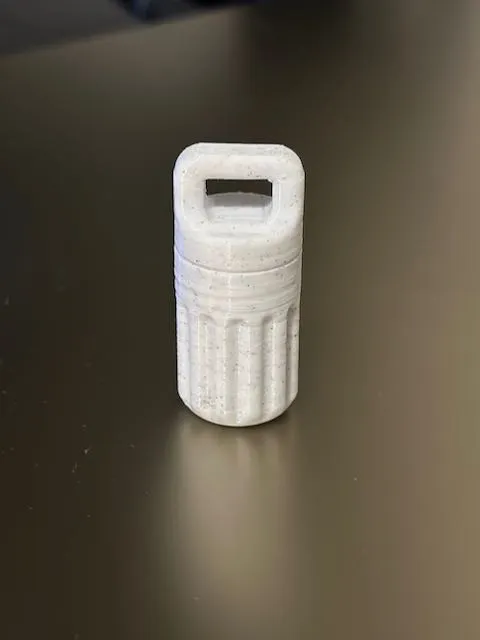 Keychain Container 19mm v3.1 by Yuval Benjamin | Download free STL ...