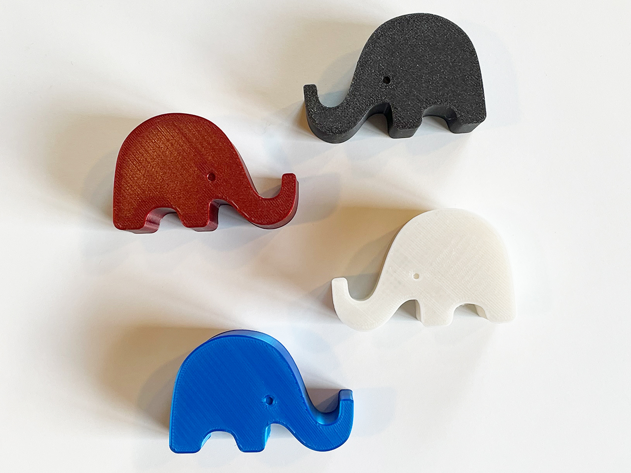 Cute Elephant Phone Stand by Filar3D | Download free STL model ...