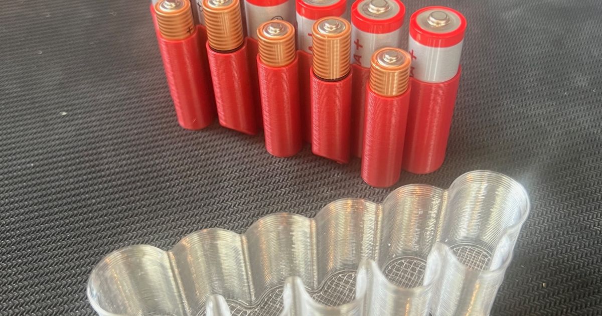 AA and AAA Battery Travel Case by MucLuck | Download free STL model ...