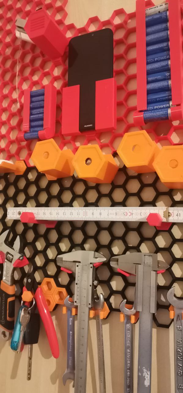 Folding ruler holder for honeycomb storage wall (HSW) by Nietoperek ...