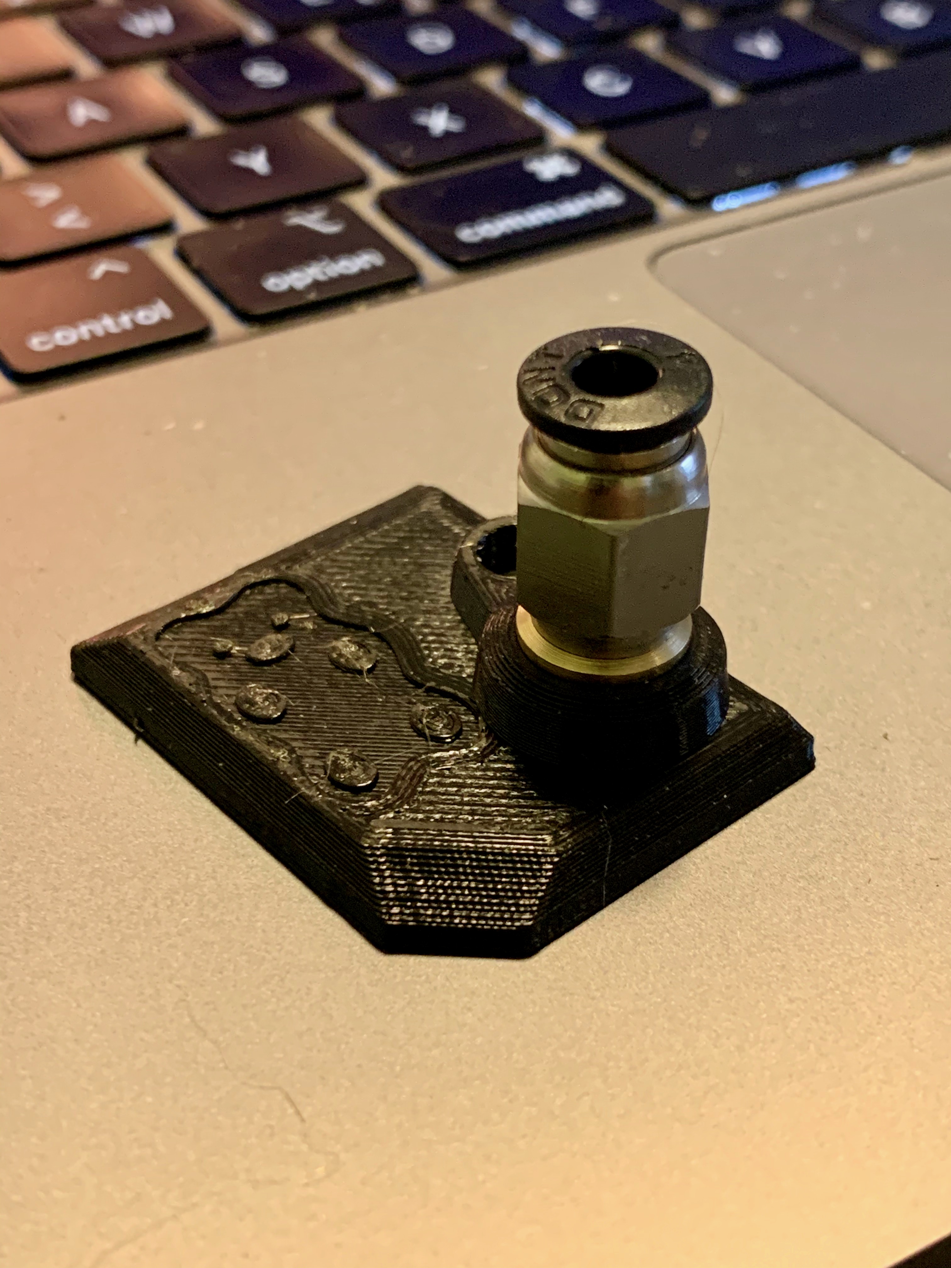 Bear (BearExxa) Extruder Cover with FESTO /Tappex Microbarb M5 Fitting ...