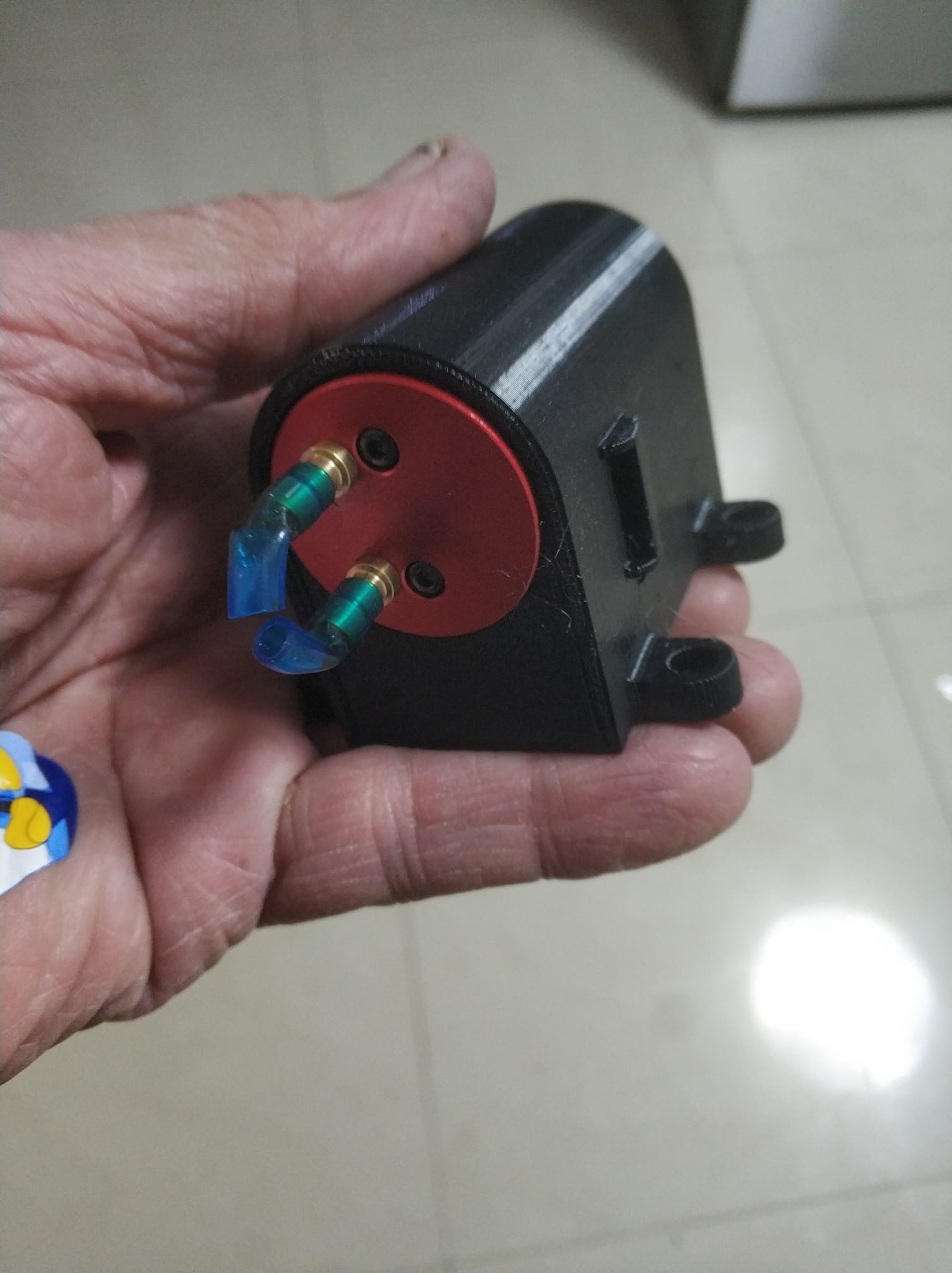 RC smoke Pump housing by ifrah | Download free STL model | Printables.com